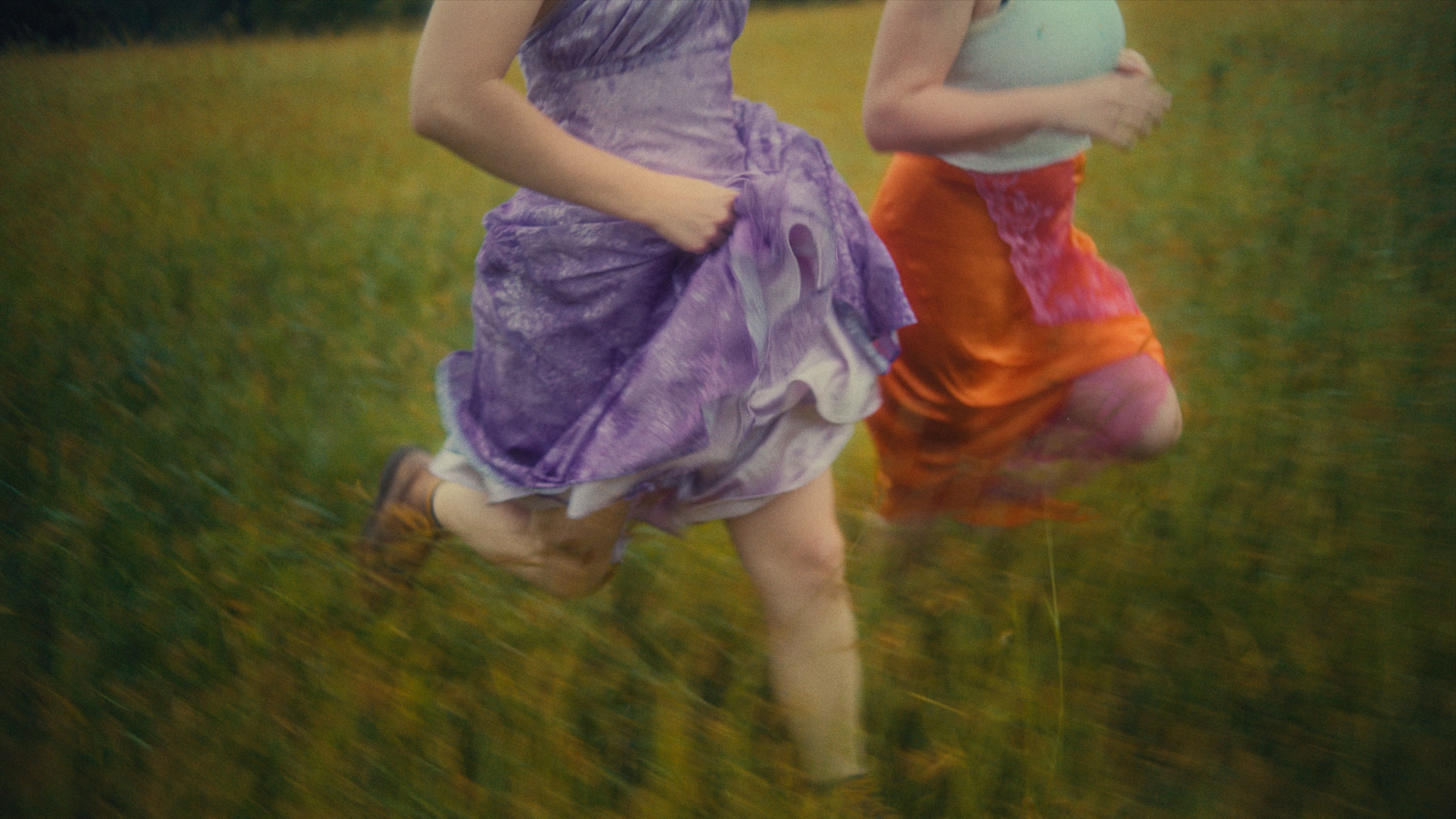 Screen grabs from the «LILLA SOL – ENDLESS SUMMER» music video. Color ...