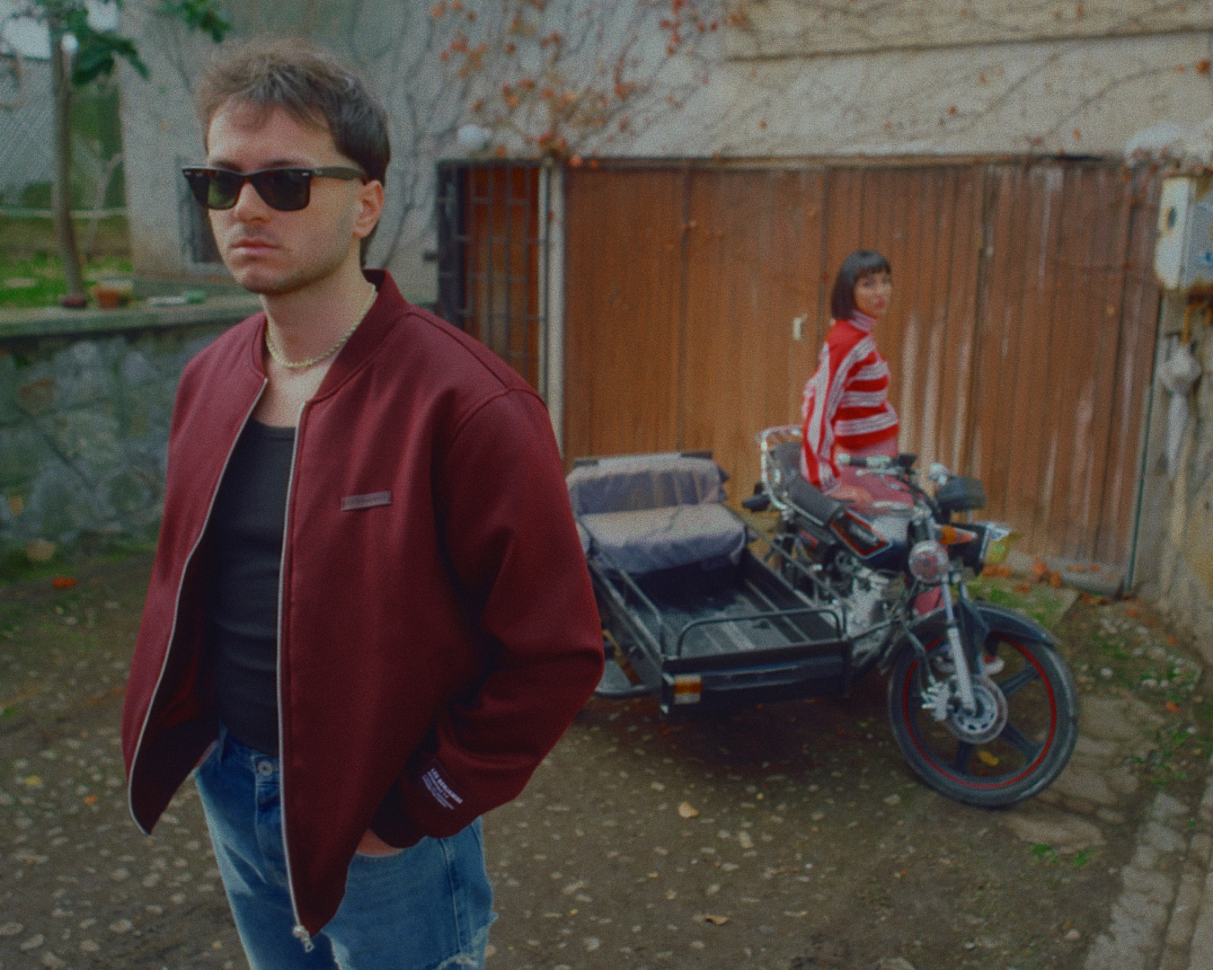 Screen grabs from the «Mert Çodur – Yine Bana Kal» music video. Color ...