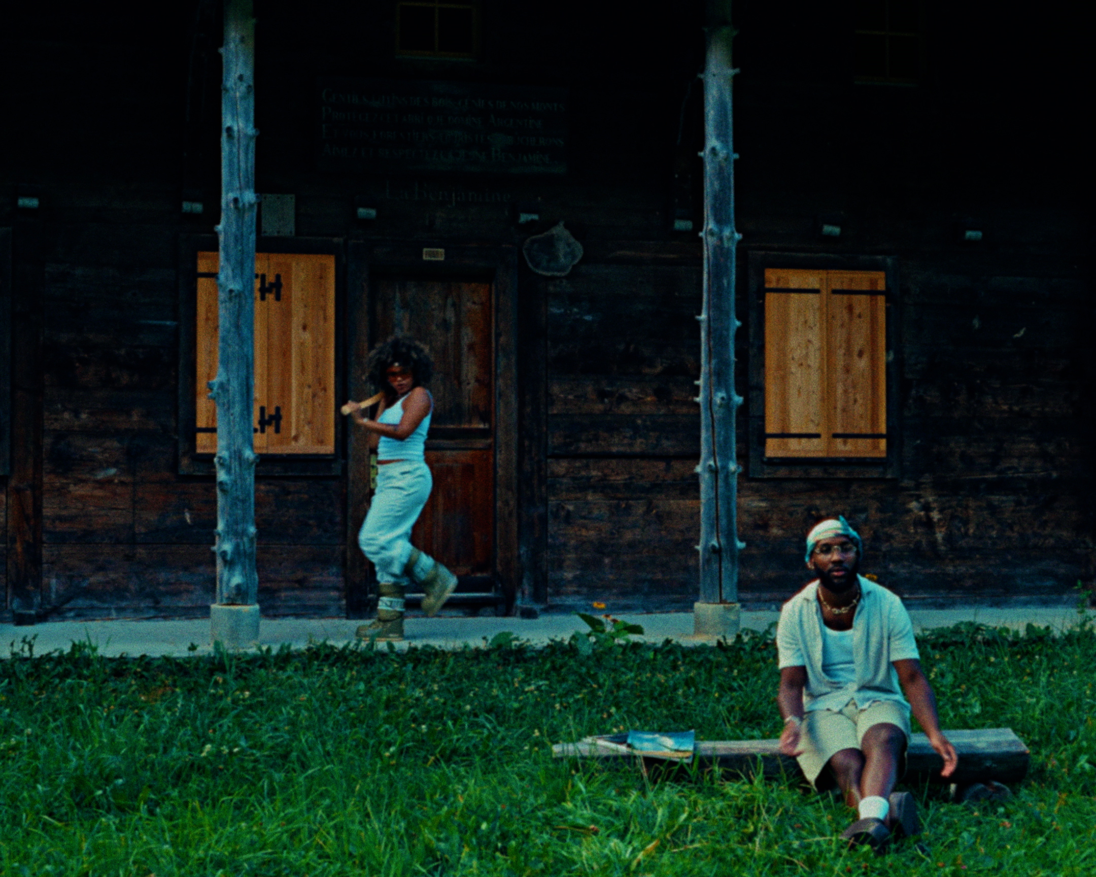 Screen grabs from the «Lakna ft. Malcolm – Sans écran» project. Color ...